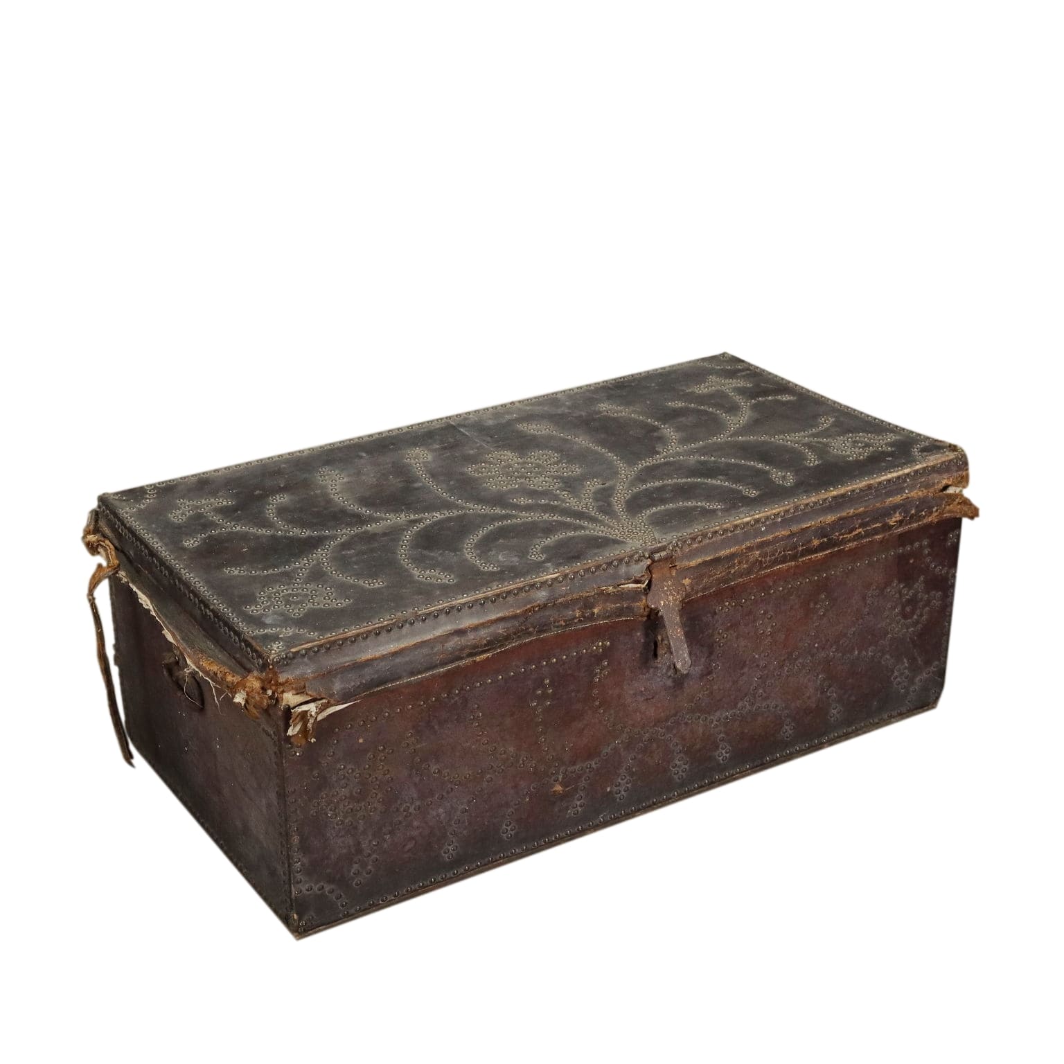Antique wooden trunk store